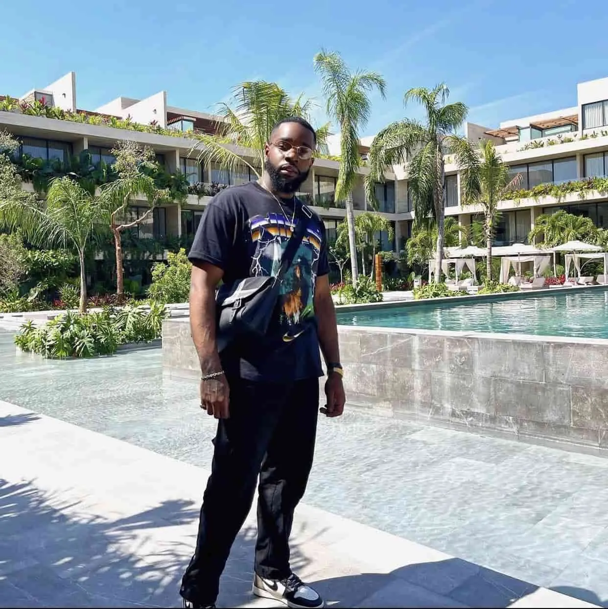 TAYC : PRÉPARE T IL UNE COLLABORATION AVEC UNE GRANDE STAR AMÉRICAINE