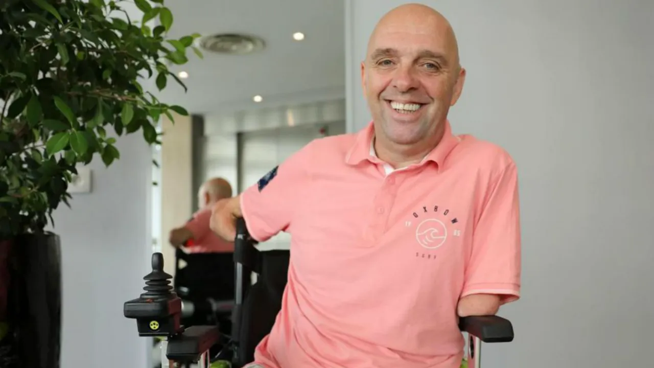 Philippe Croizon : le parcours du Châtelleraudais quadri-amputé bientôt ...