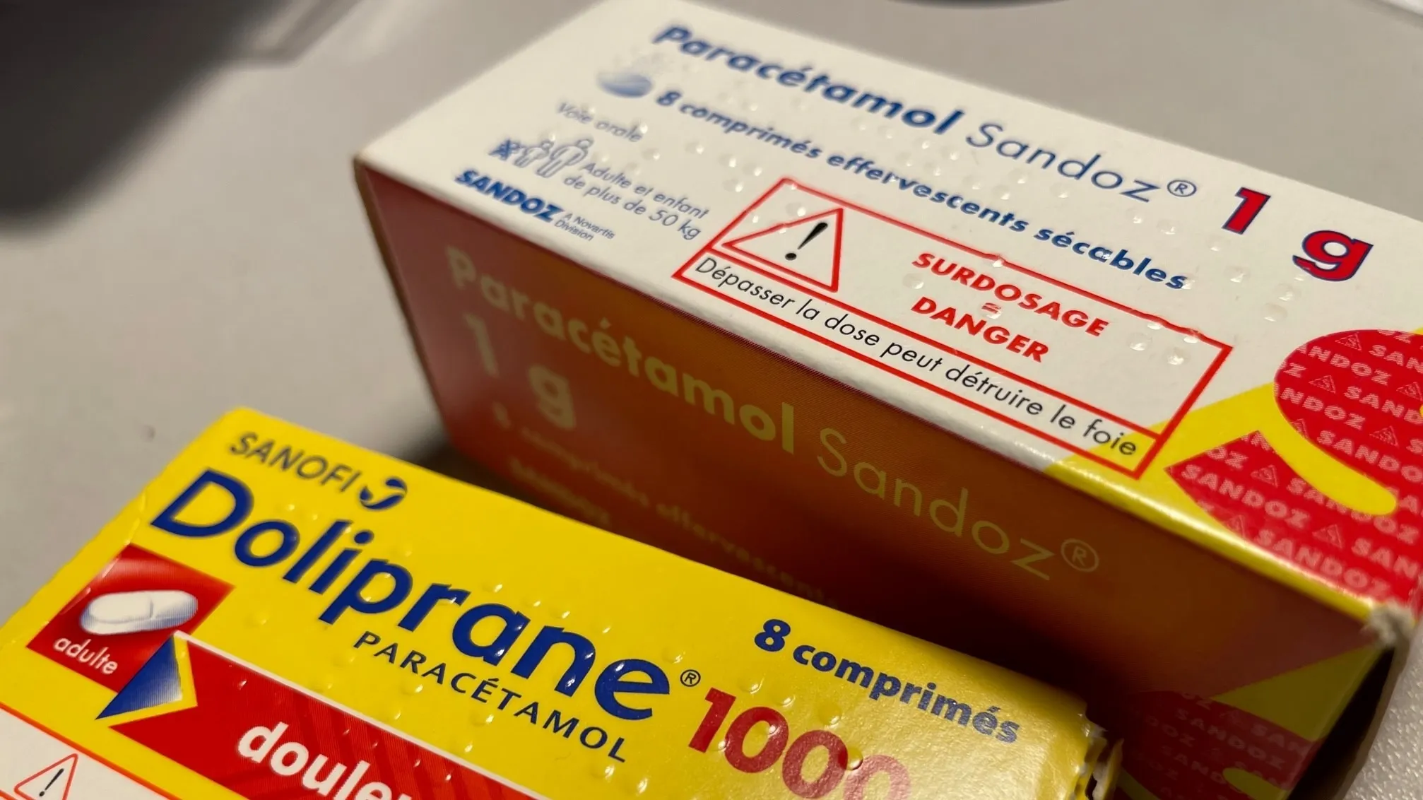 Pénuries de médicaments : le gouvernement interdit la vente de paracétamol en ligne