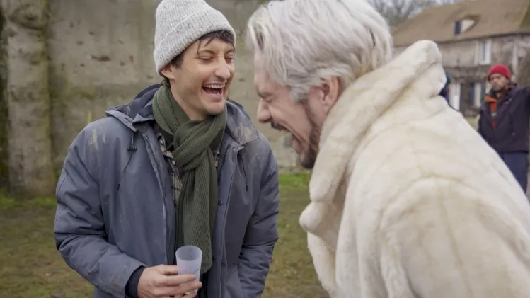 FIASCO : Quand le tournage de la série vire au désastre humoristique ...