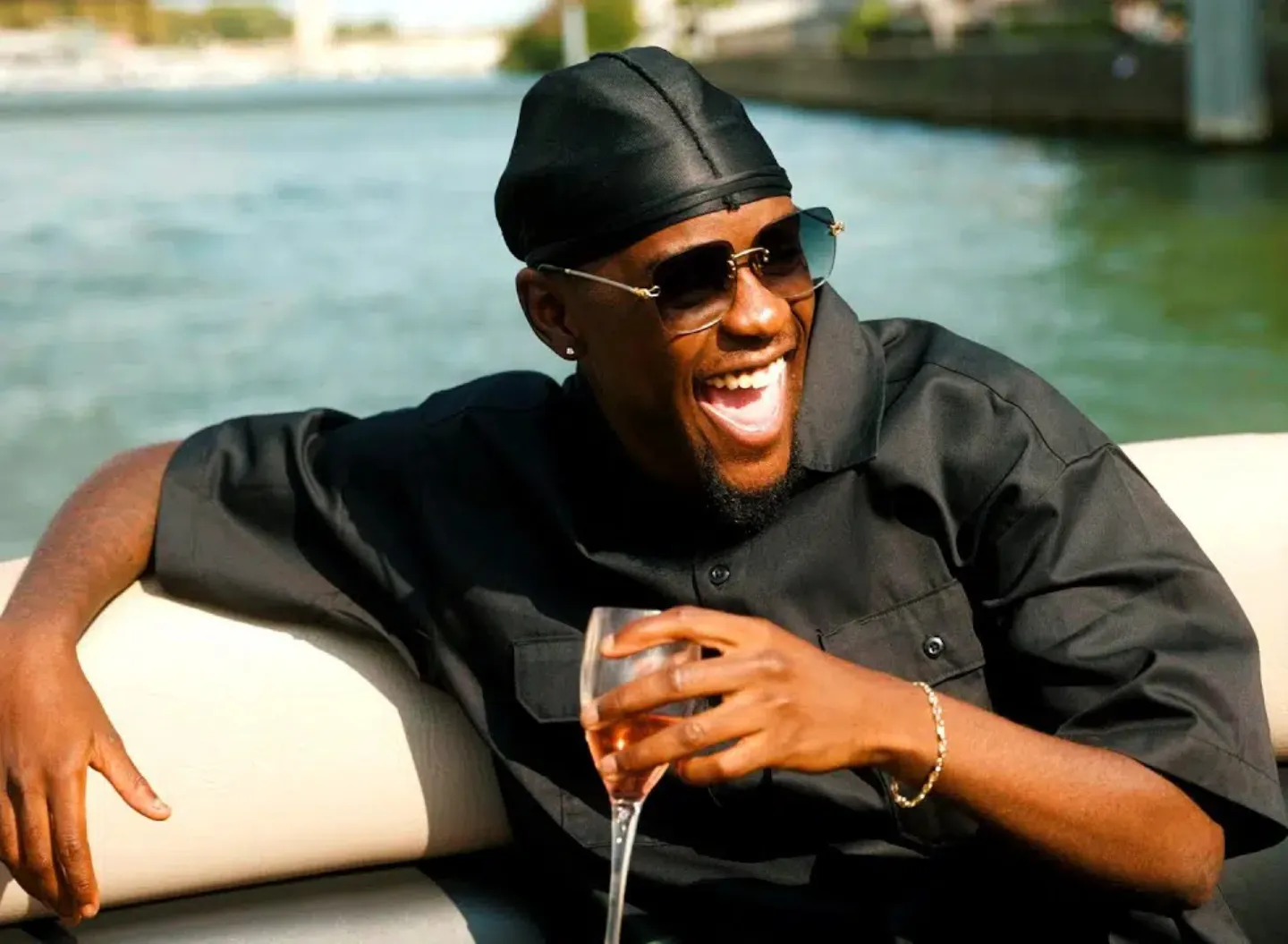 Guy2Bezbar annonce un nouvel EP pour cet été