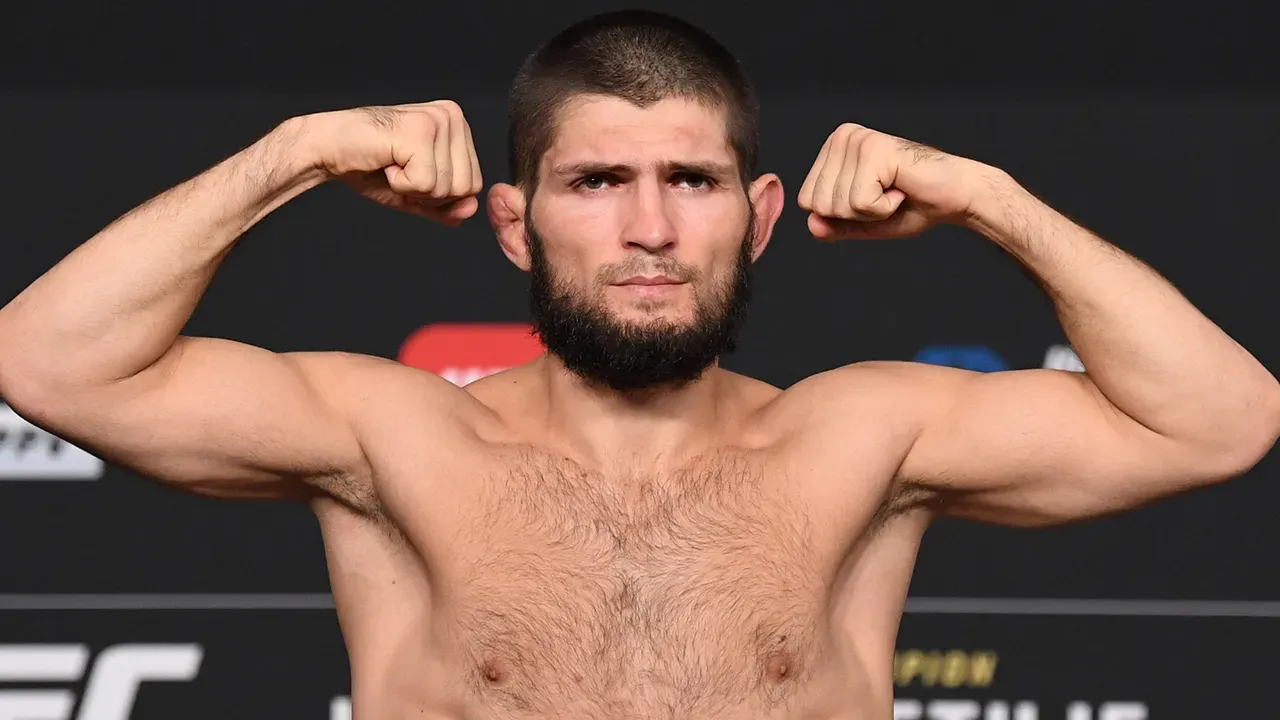 Khabib Nurmagomedov donne son avis sur les transgenre : « chez nous, il ...
