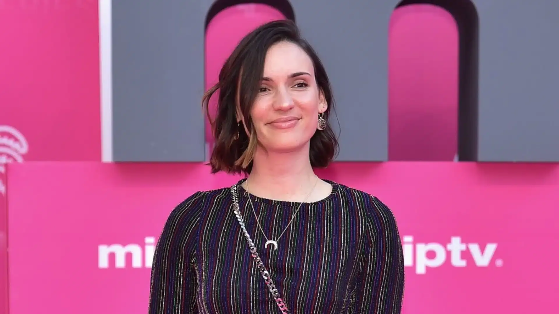 Natoo face aux critiques sur sa vie privée : la réponse pleine d'humour de la star de YouTube