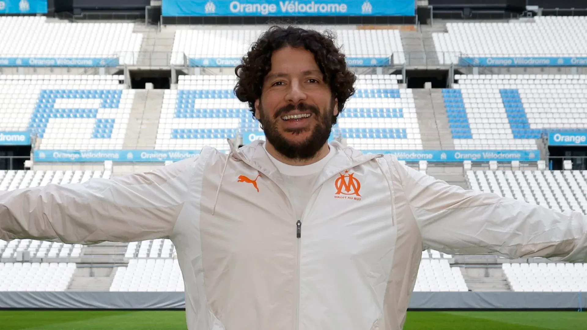 Redouane Bougheraba crée la surprise à Marseille avec un tifo inattendu