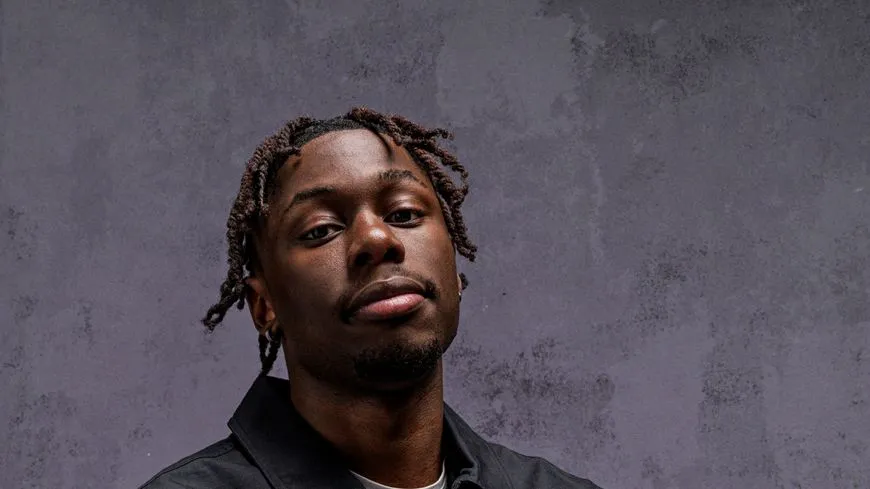 Tiakola a dévoilé 'X', son EP surprise