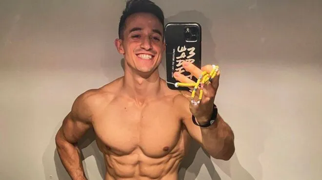 Tibo Inshape s'affiche nu sur Instagram pour une raison spéciale [PHOTOS]