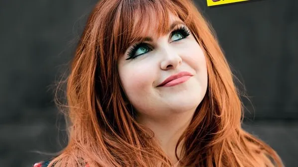 Découvrez le phénomène vocal Sarah Schwab au Studio 55 ! - Toulouse FM