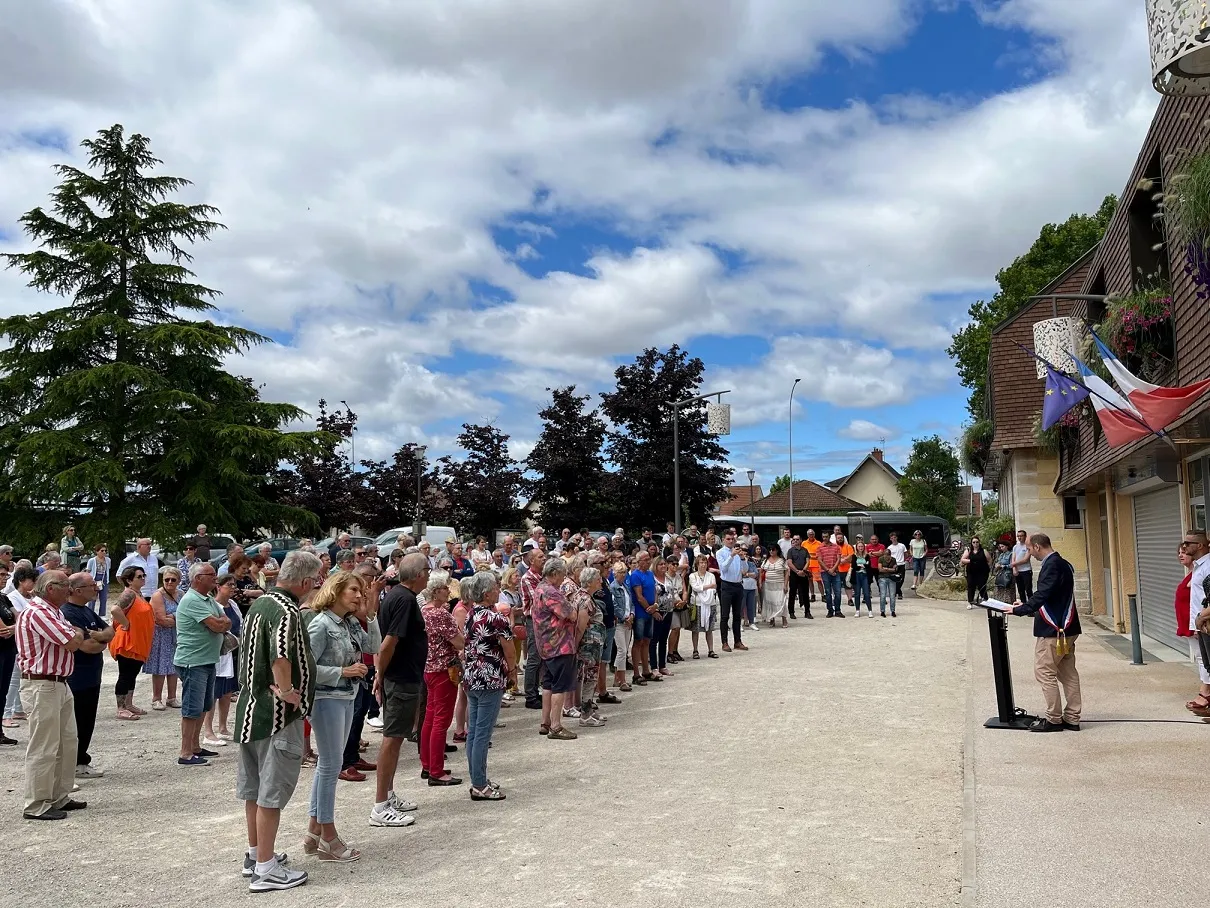 A Chevigny-Saint-Sauveur et ailleurs, des rassemblements pour la paix