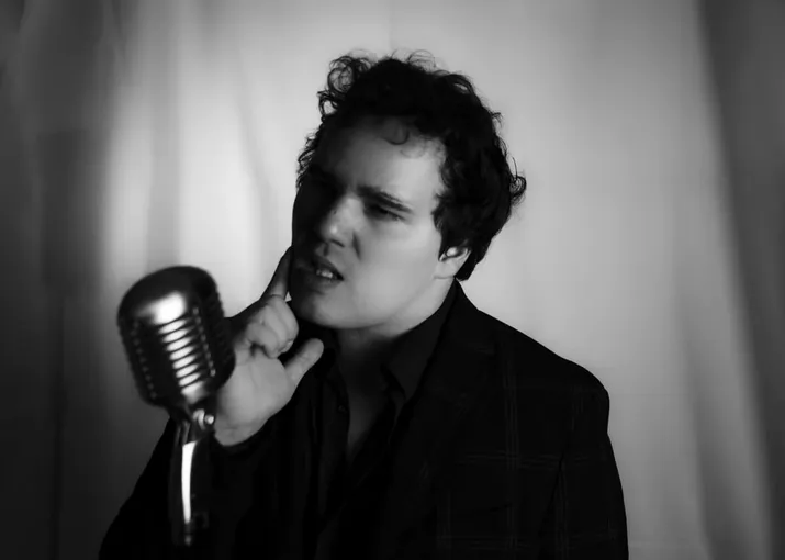 Finaliste de The Voice, Jim Bauer dévoile un extrait de son premier album