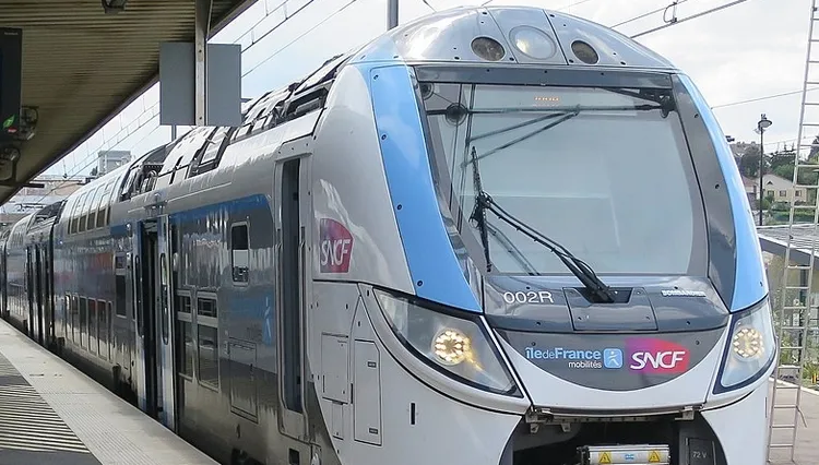 EVASION - Les Yvelinois qui prennent le train le savent bien : le RER C manque de ponctualité