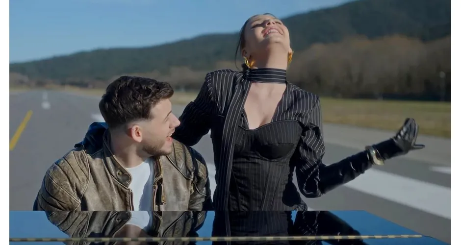 Après « M'envoler », Jeck et Carla veulent créer un album