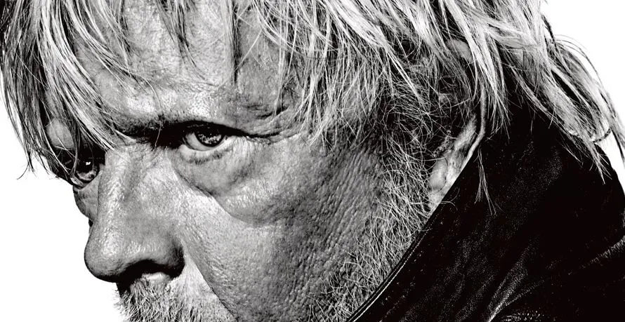 Renaud pourrait bien écrire une chanson très engagée