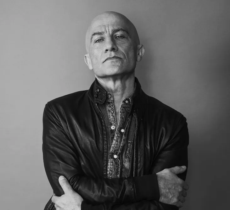 RADIO FG Cassius est de retour avec un album Best Of dont un inédit