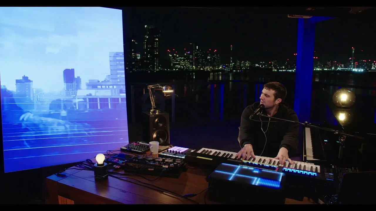 RADIO FG Fred Again : sa Boiler Room récompensée et la version live ...