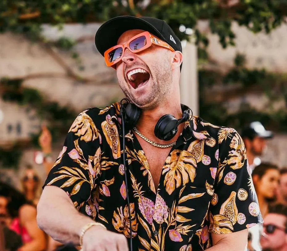 RADIO FG Yeah The Girls, le nouveau single de Fisher