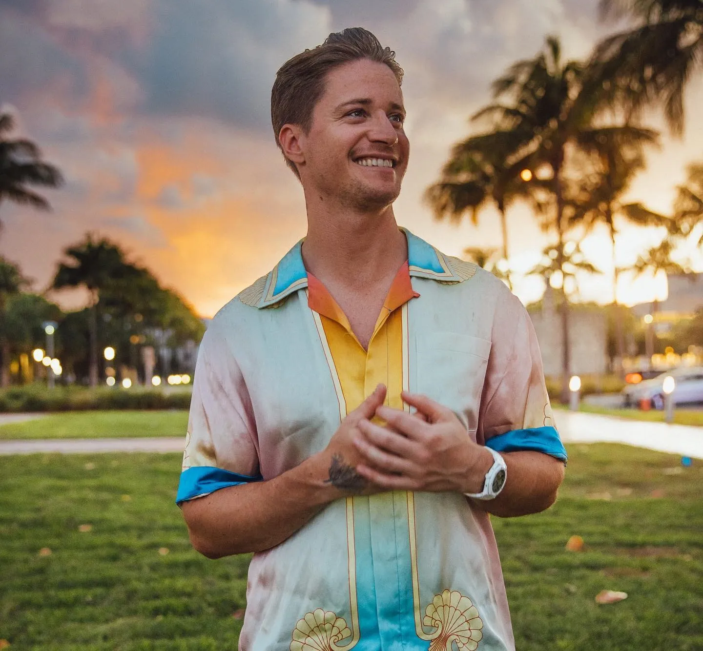 RADIO FG Kygo invite ses fans à choisir entre trois nouveaux extraits ...