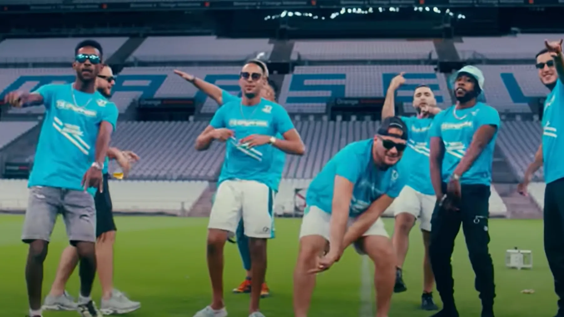 Jul réunit les rappeurs marseillais pour "13'Organisé Vol. 2" - Ado FM