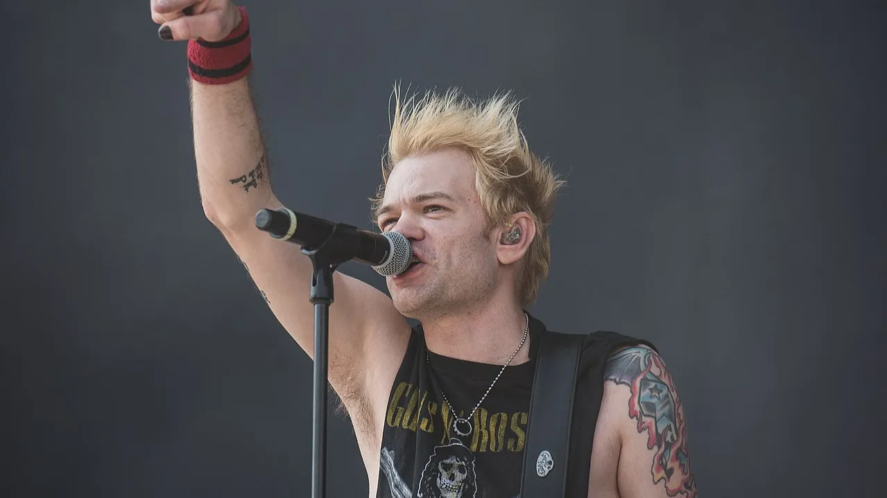 Deryck Whibley (Sum 41) publie ses mémoires