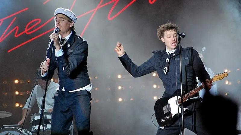 THE HIVES : les Suédois de retour avec “Bogus Operandi”