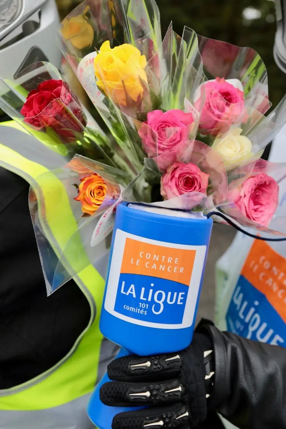 83 101 euros récoltés pour la Ligue contre le cancer de la Loire grâce à des roses