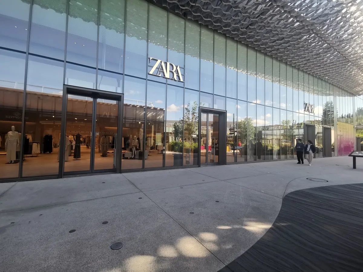 Zara débarque à Steel