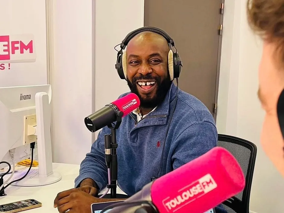 La star des réseaux Binobile lance sa collection «CVPOQ» - Toulouse FM