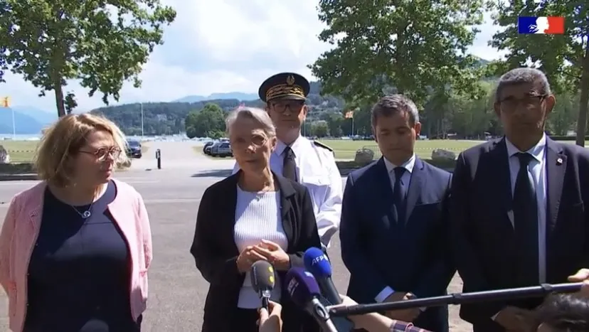 Attaque au couteau à Annecy : quatre enfants de 22 mois à 3 ans en urgence absolue