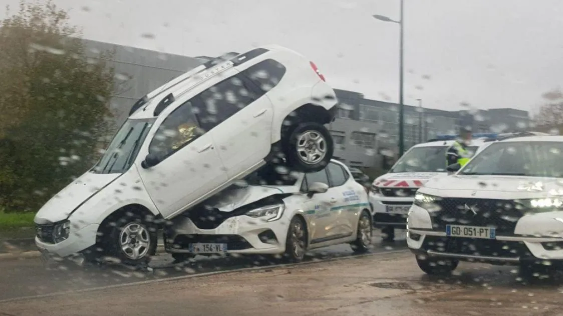 Actus - Champagne FM - Spectaculaire accident