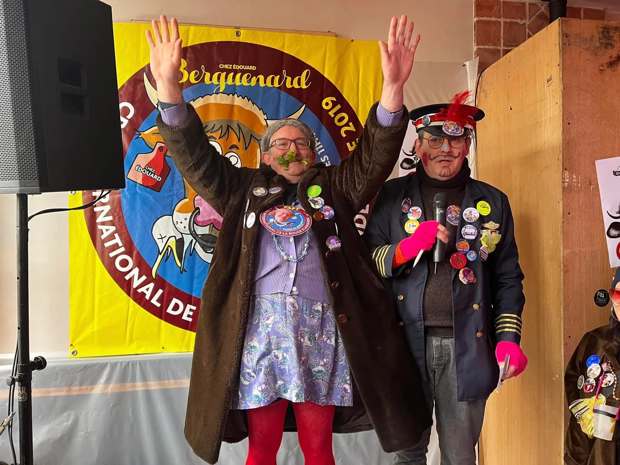 The Voice, version carnaval de Bergues, ça donne le concours du cri de ...