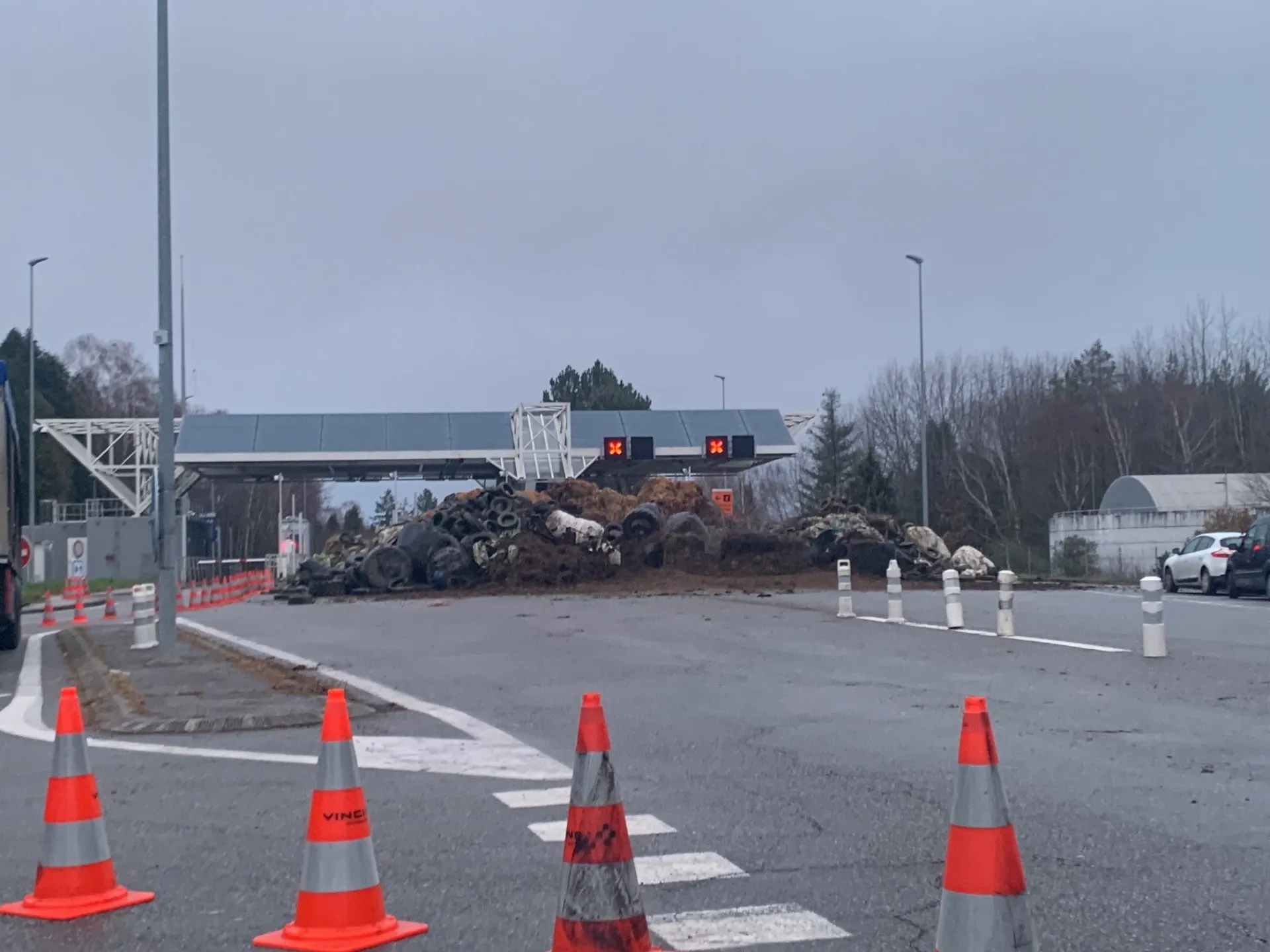 L'autoroute A62 est "totalement rouverte à la circulation"