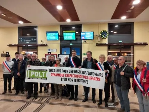 TOTEM - Train de la colère : des usagers usés