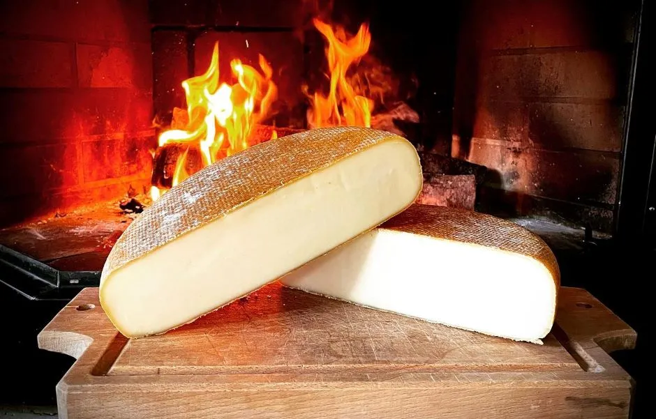 TOTEM - Un fromage à raclette, 100 % lait de brebis