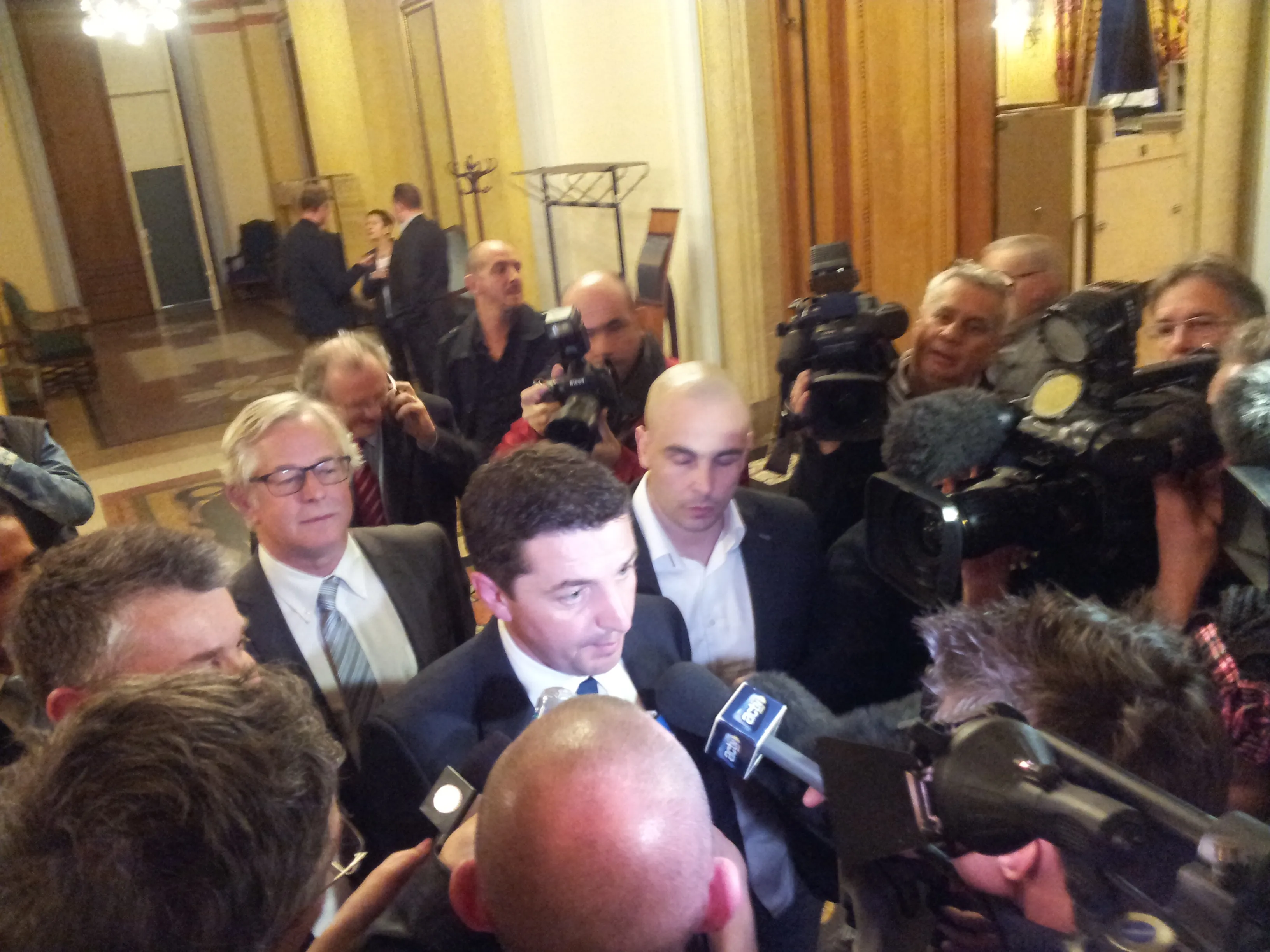 Affaire du chantage à la vidéo intime : Le Maire de Saint-Etienne était ...