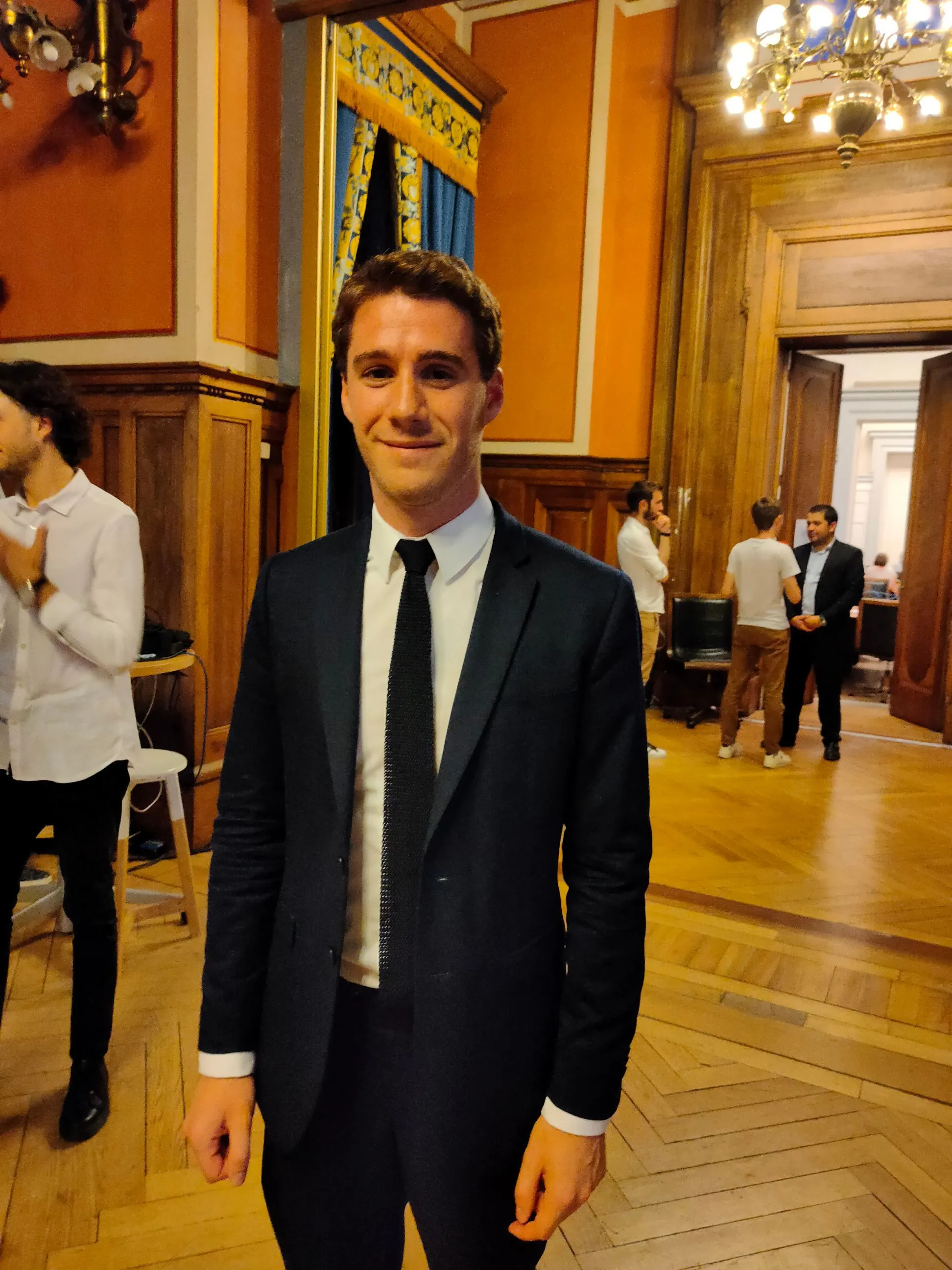 Dégradations de sa permanence : Quentin Bataillon porte plainte