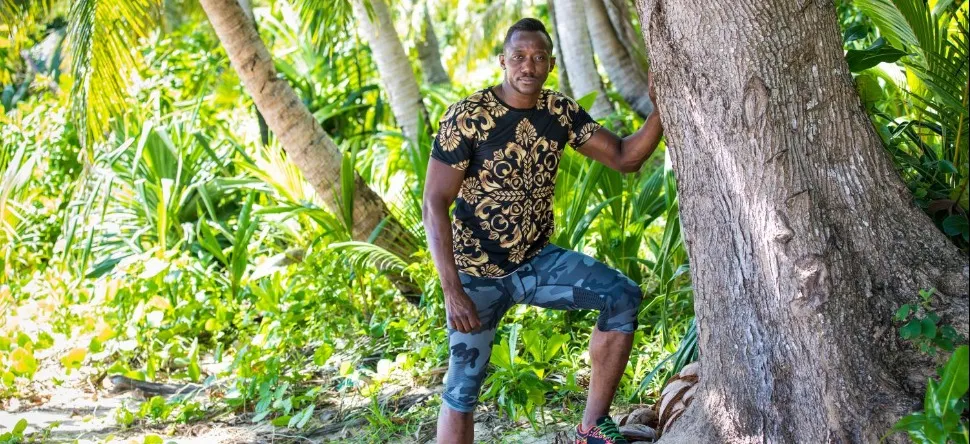 Moussa, l'emblématique candidat de Koh-Lanta, collabore avec de grands ...