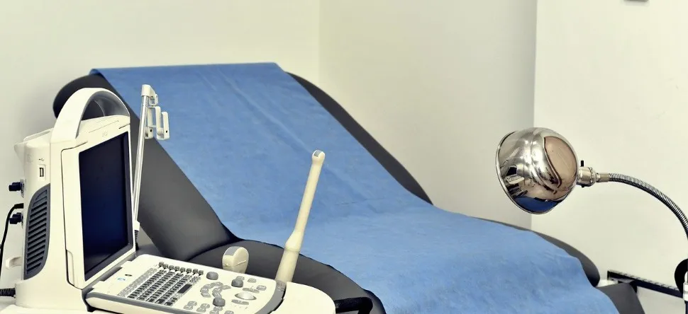 Un gynécologue inséminait les patientes avec son propre sperme - BLACKBOX