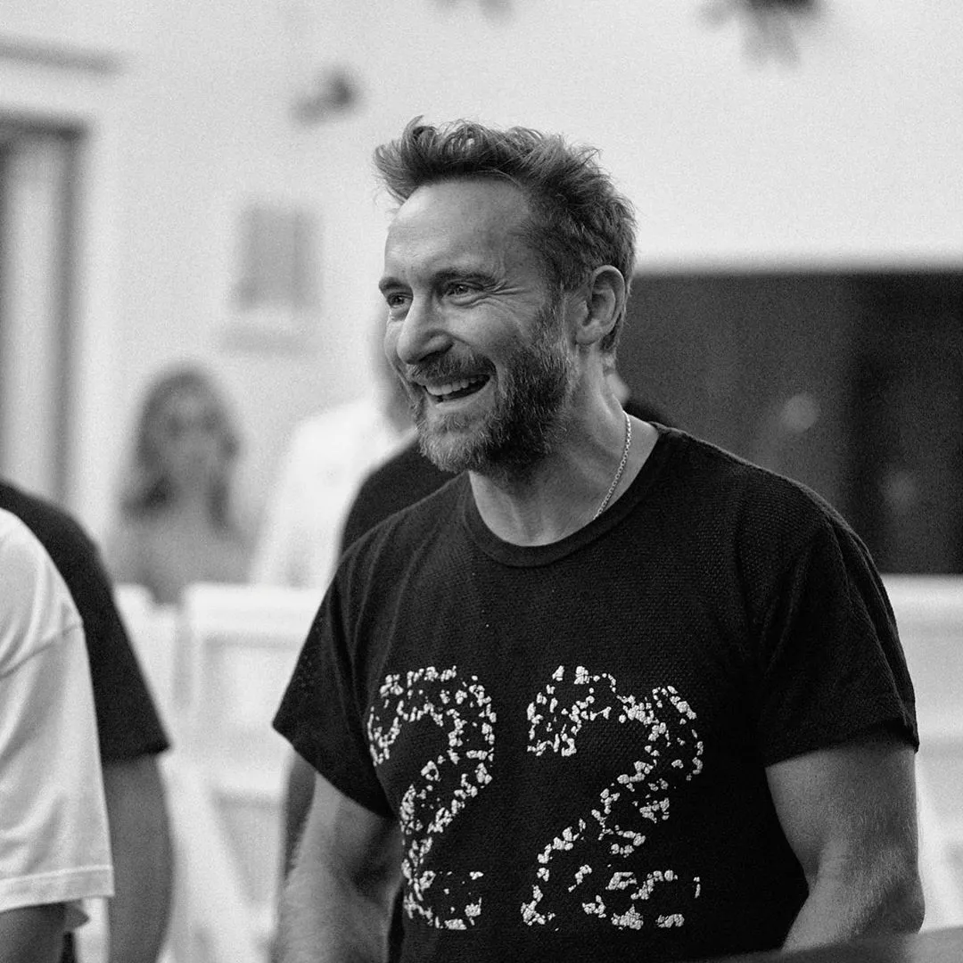 Actus - Champagne FM - David Guetta dévoile le clip de "Let's Love ...