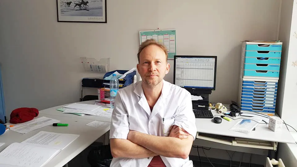 Un médecin spécialisé dans les infections s’est installé à l’hôpital d ...