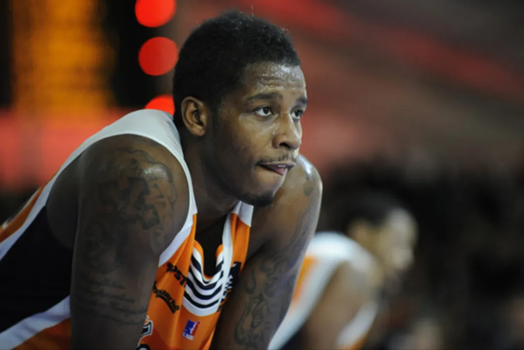 Dwight Buycks de retour en France...