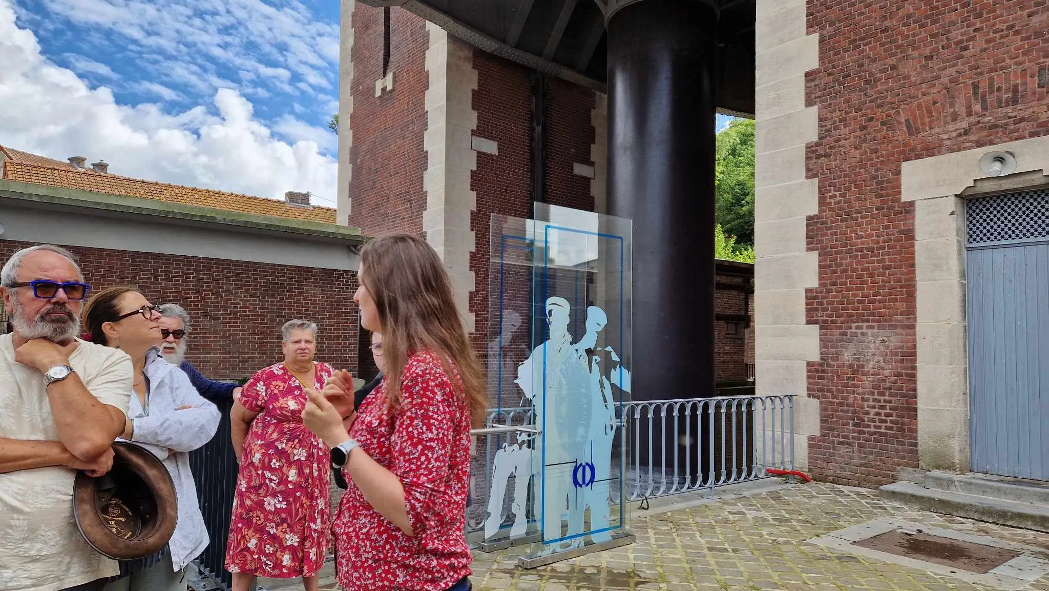 L'ascenseur à bateaux ouvre (enfin) ses portes et ses incroyables ...