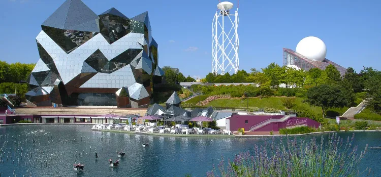 Le Futuroscope a ouvert ses portes - HIT WEST