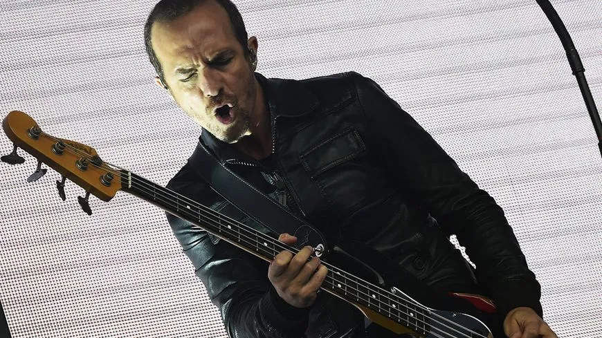 "Je joue de la musique", le nouveau single de Calogero - OCEANE