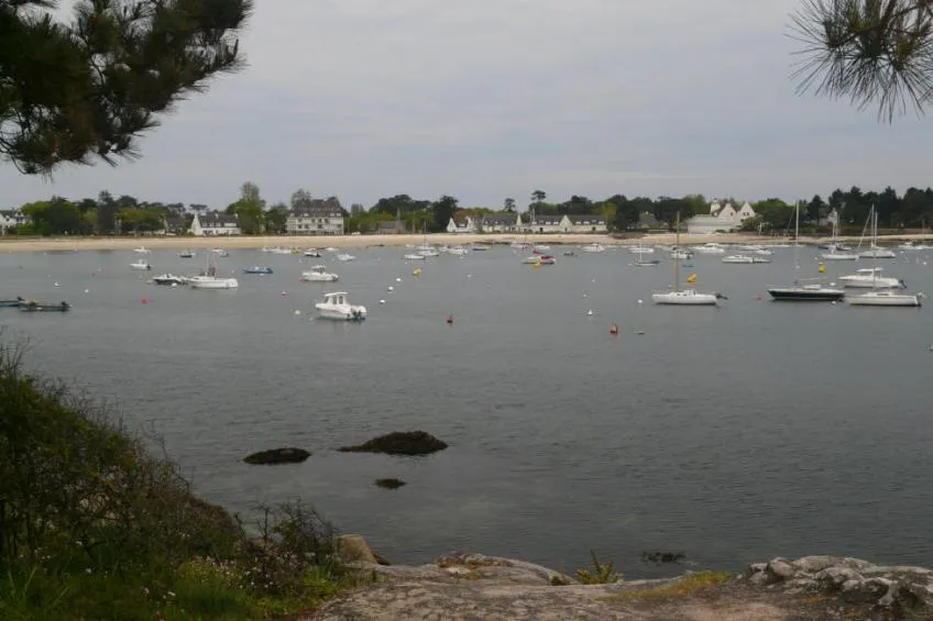 Nettoyage de l'anse de Kersaux à Concarneau - OCEANE