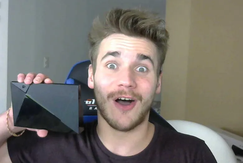 The Frag HD - Le Youtubeur Swigg du jour