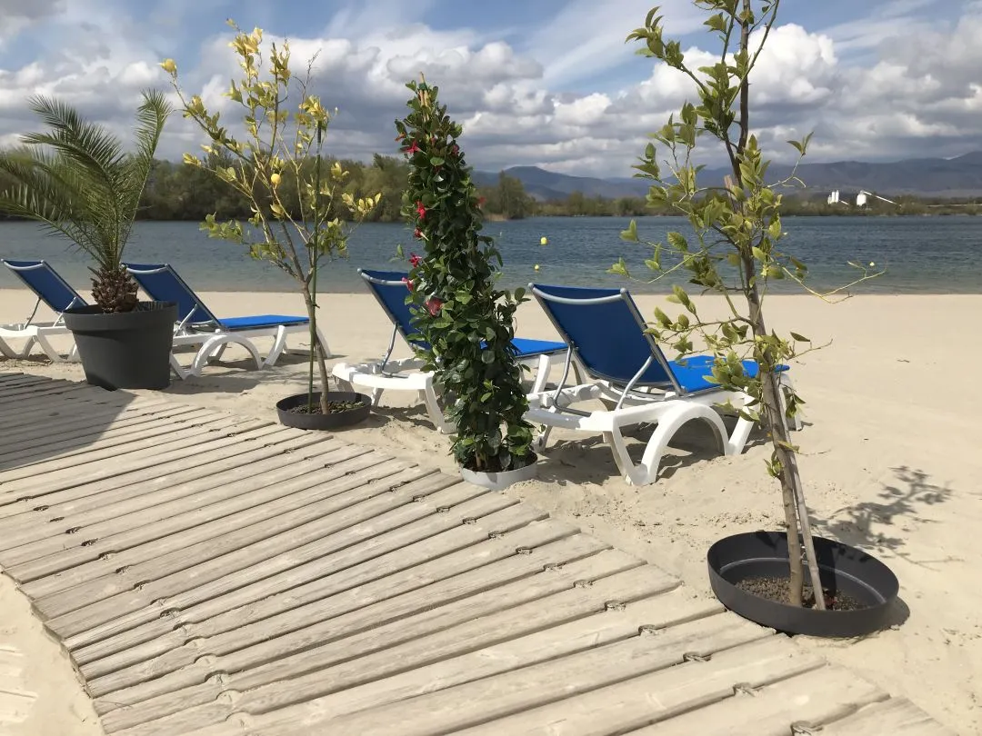 Toute l'actu Top Music - Plage, soleil et jeux à la base nautique de ...