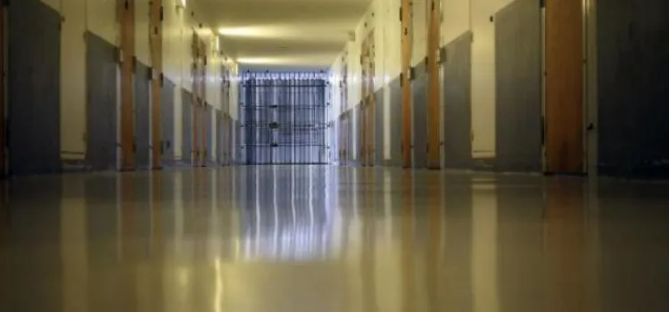 IDF/ Prisons : Entre hygiène et annonces - VOLTAGE