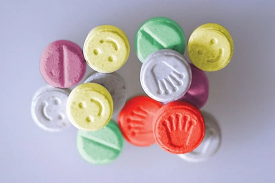 EVASION - Chamant : 9,3 kilos d'ecstasy saisis par les douaniers sur l'A1