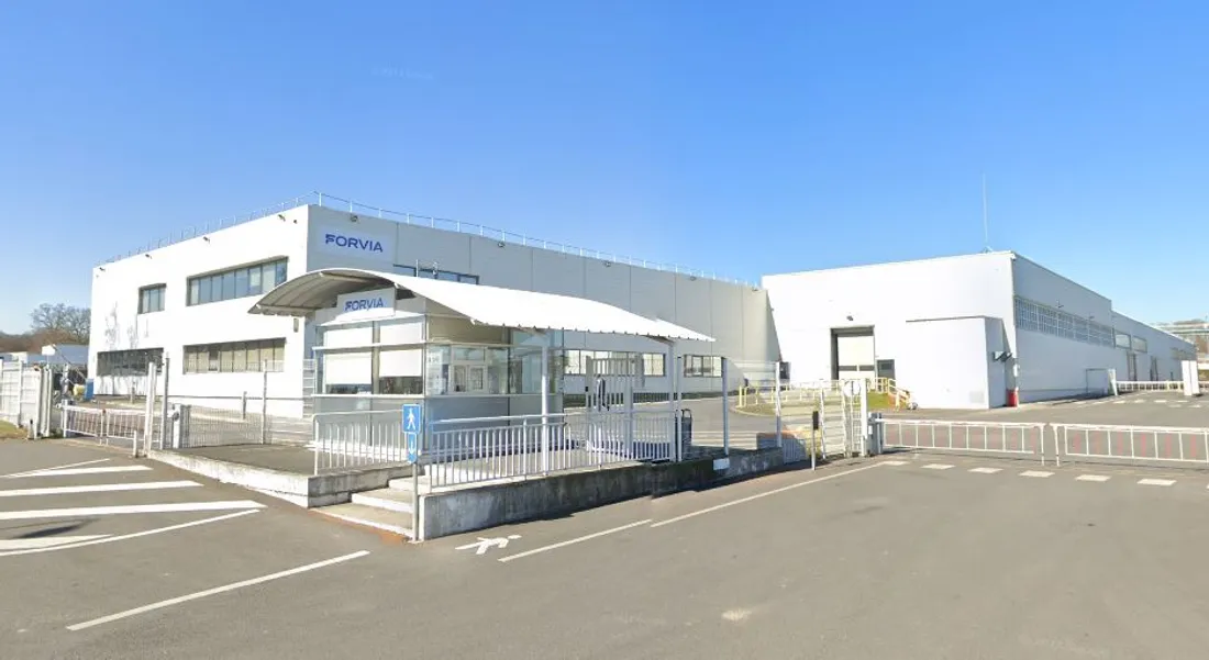 EVASION - Plus d'une centaine de licenciements actés chez Forvia à Méru