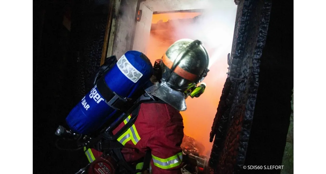 EVASION - Une trentaine de véhicules en feu à Penchard