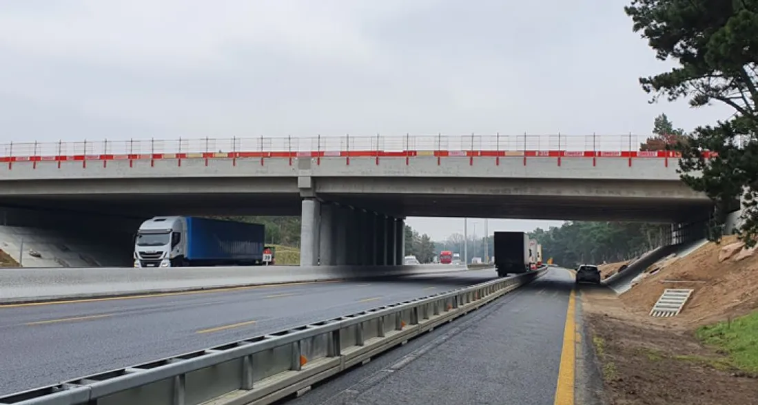 EVASION - Le pont à Haubans de la nationale 31 impraticable près de ...